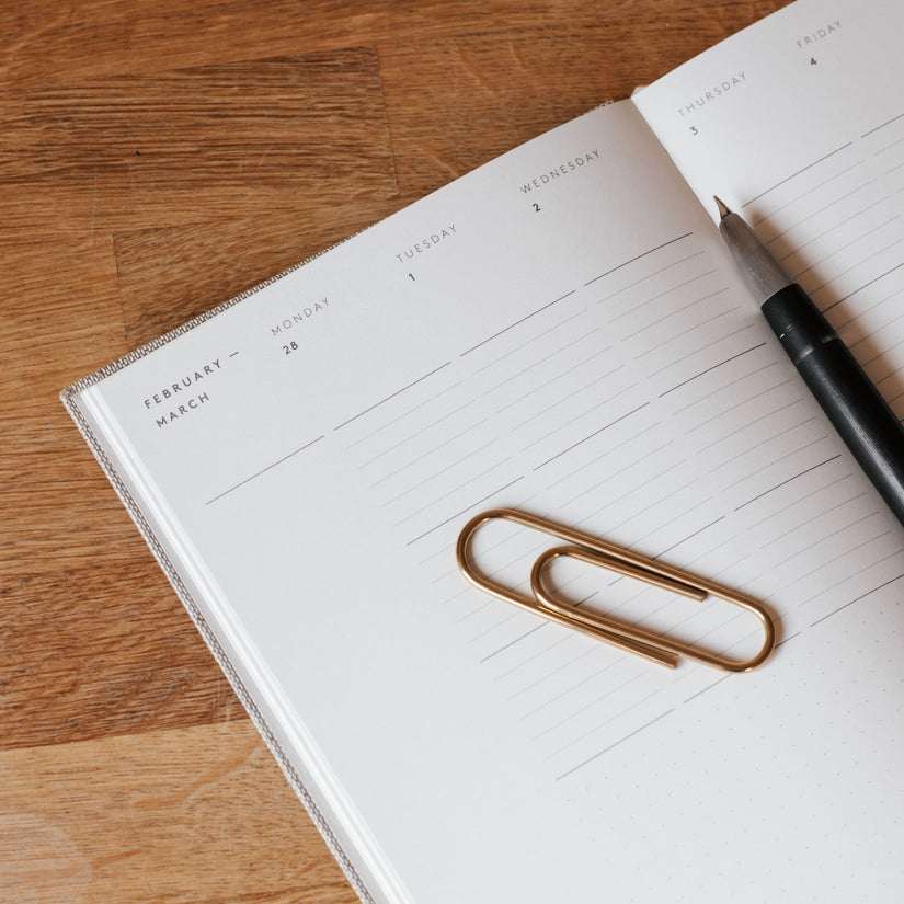 2026 Diary | Week per double page | Linen | A5 | MARK+FOLD