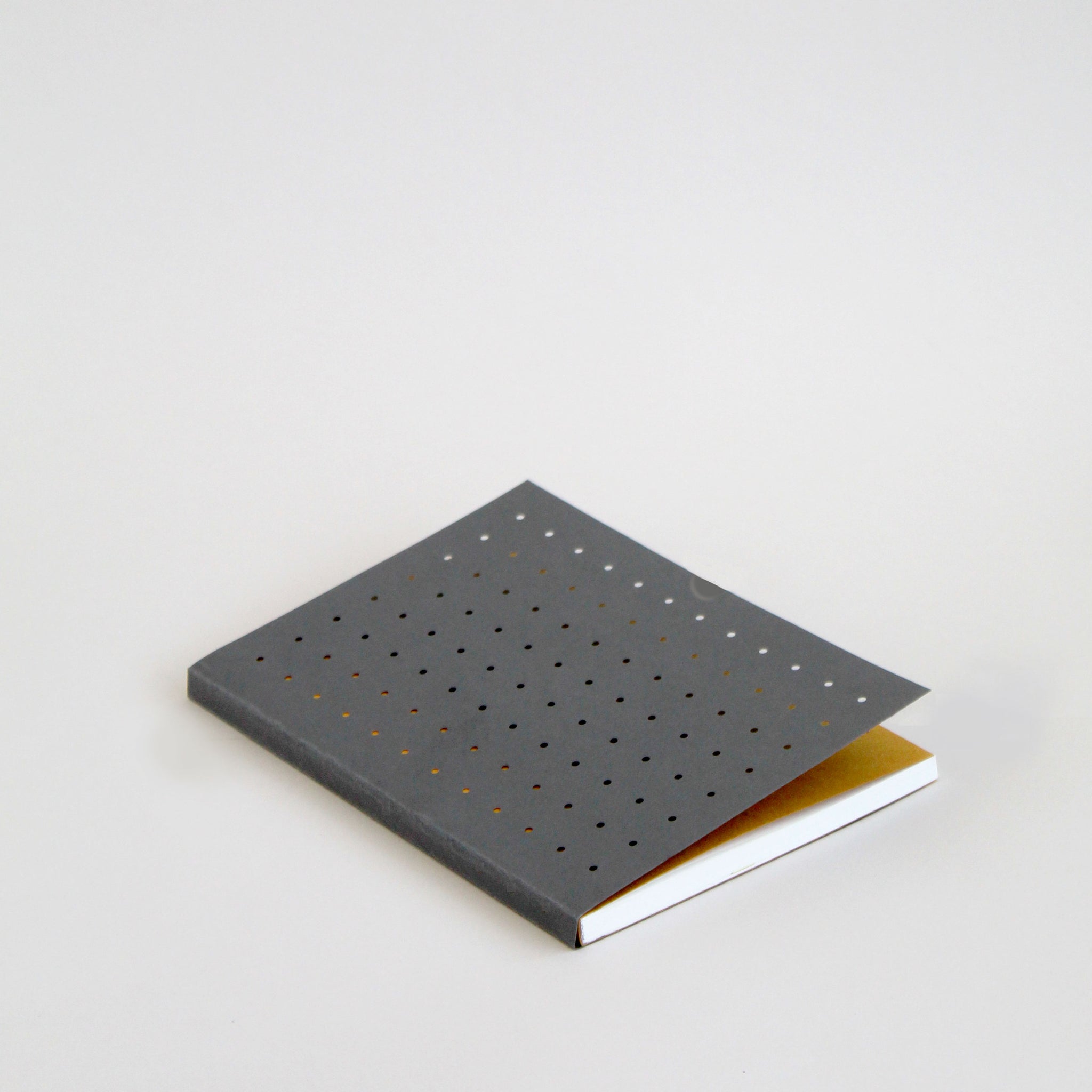 Notebook | Dot Pages | Flint | A5 | MARK+FOLD