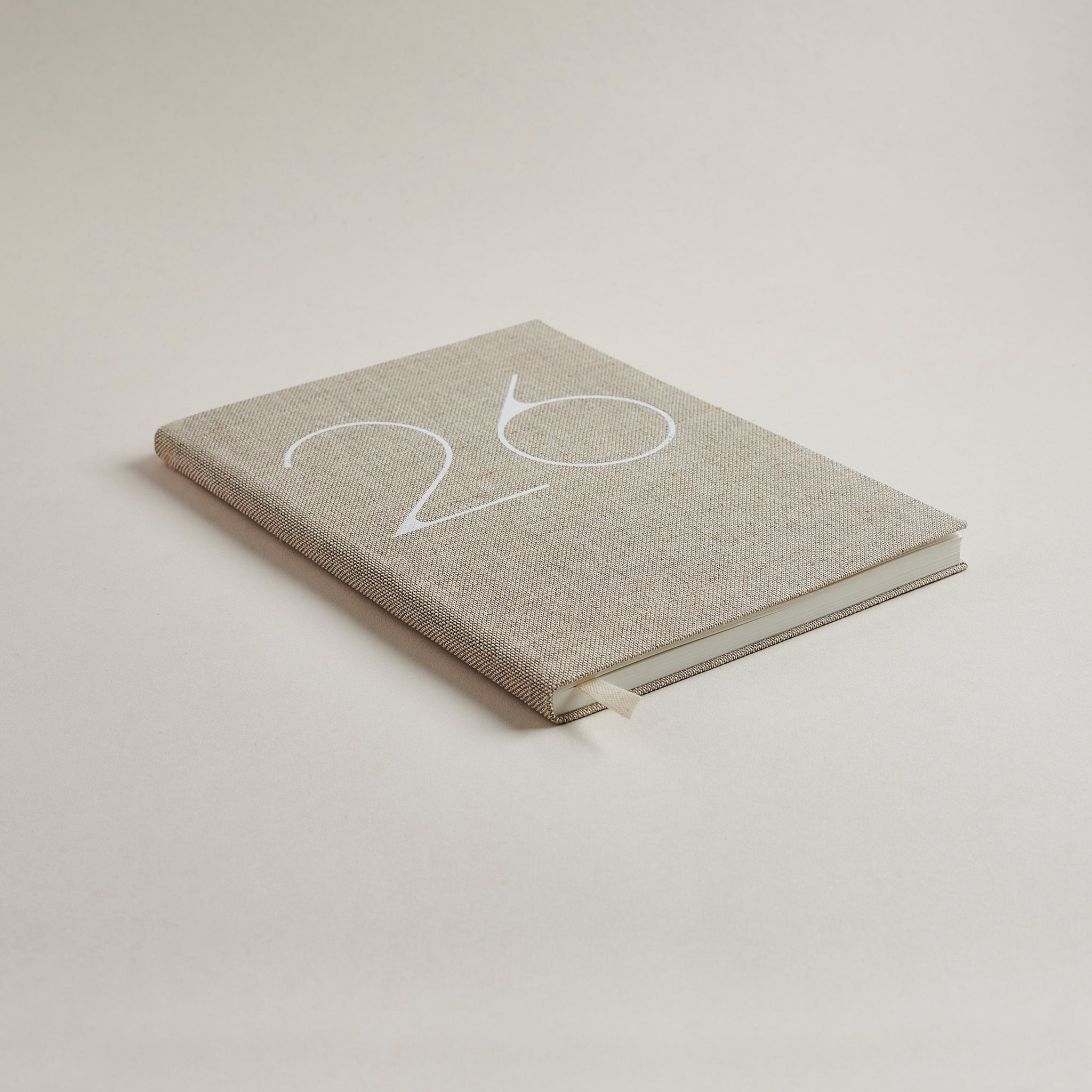 2026 Diary | Week per double page | Linen | A5 | MARK+FOLD