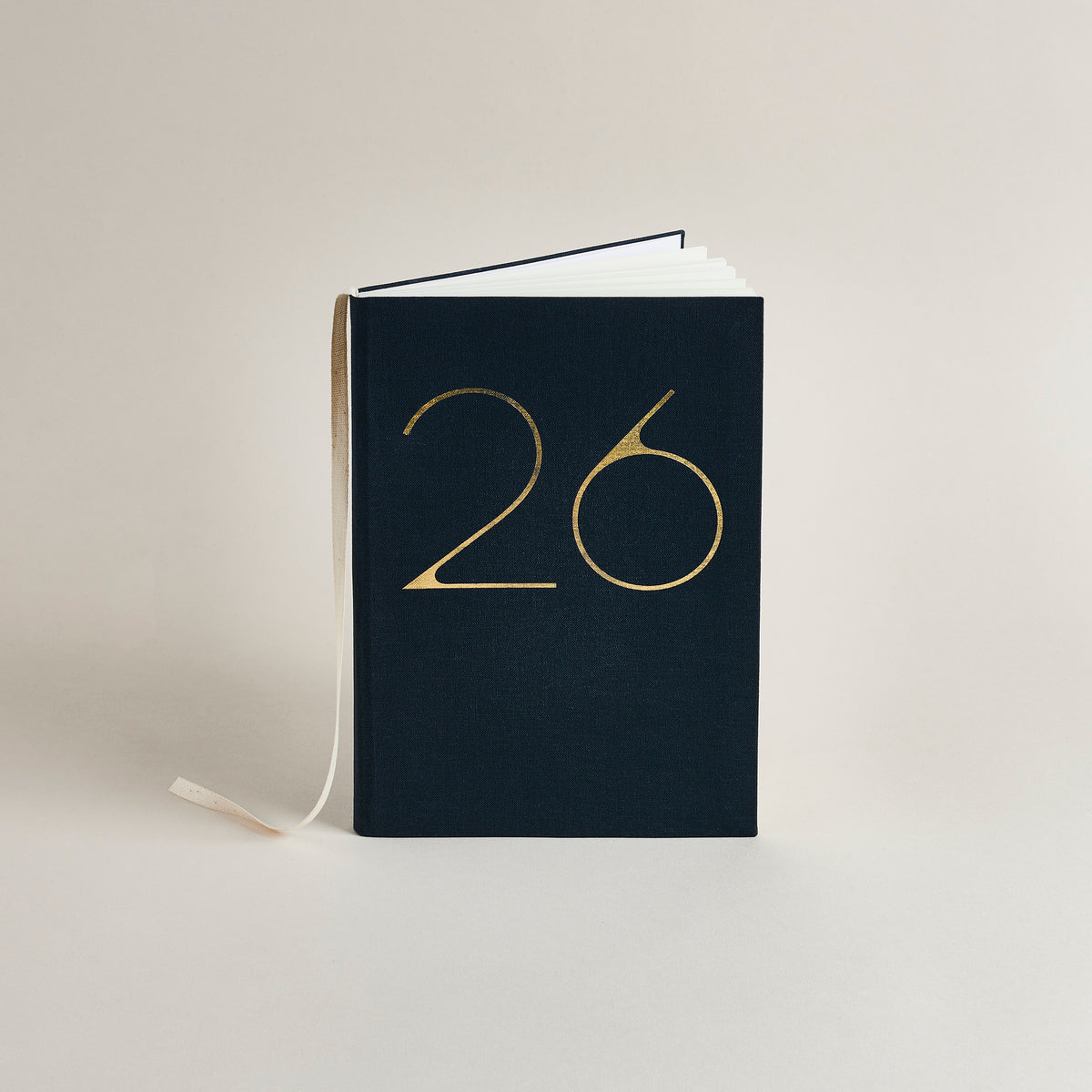 2026 Diary | Week per double page | Linen | A5 | MARK+FOLD