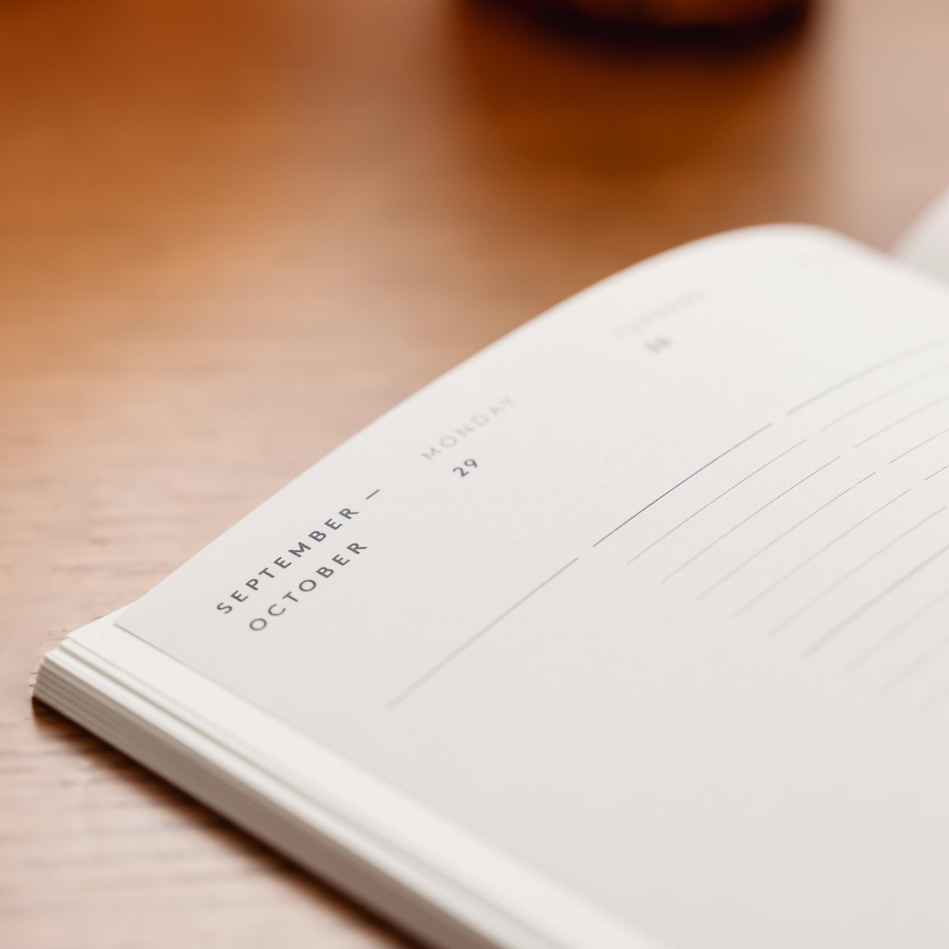 2026 Diary | Week per double page | Linen | A5 | MARK+FOLD